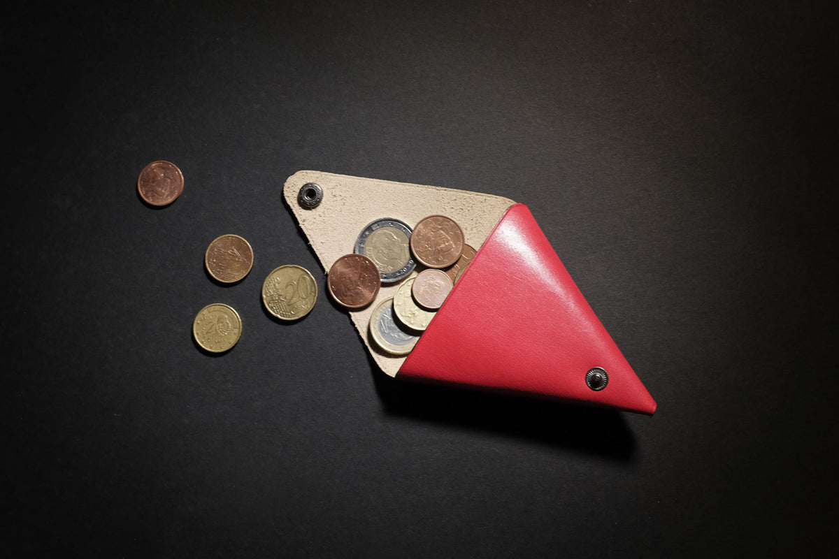 TRIANGULAR COIN POUCH - PDF patterns + video tutorial – AM leathercraft